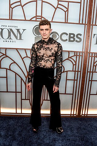 Tony Awards 2026 Red Carpet Photos – See The Best Looks : TVMusic Network